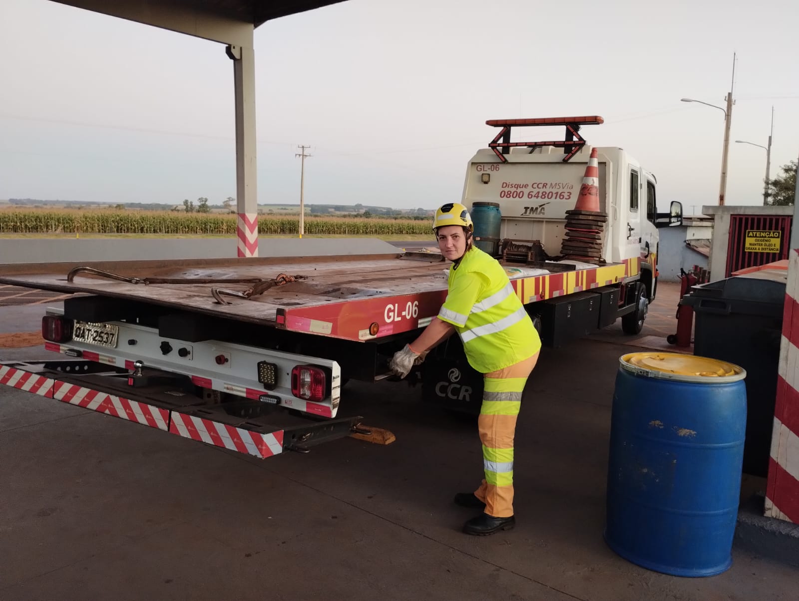 Dia do Guincheiro: profissão tem atraído mulheres em MS | TV Sobrinho MS